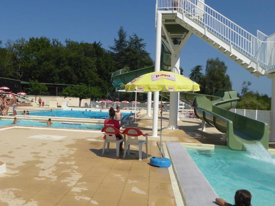 Camping et Village Vacances Le Lac, 2* - France avec ELLIPSE VOYAGE ...
