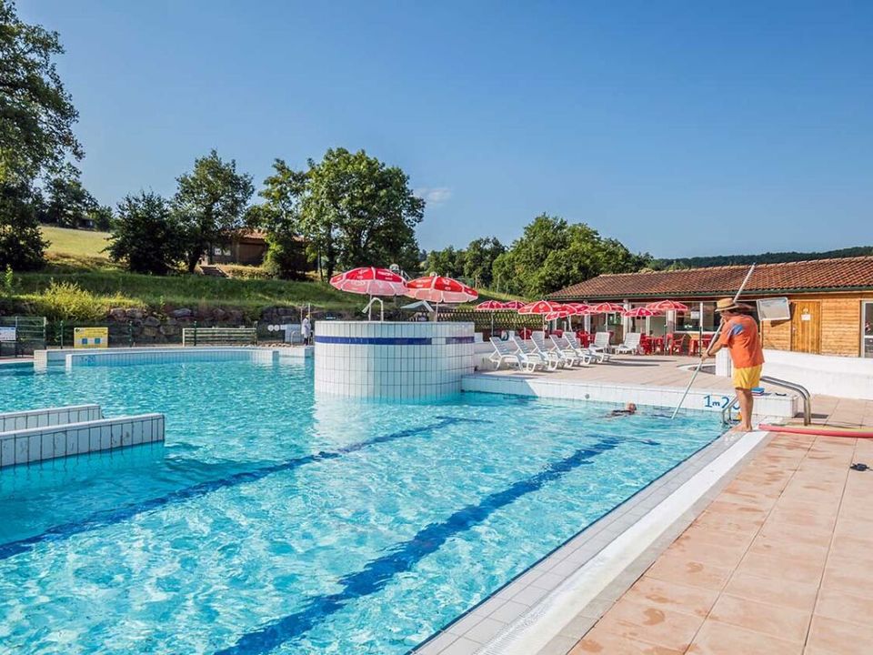 Camping Complexe des Oustalous à Les Cabannes, tarifs et réservations