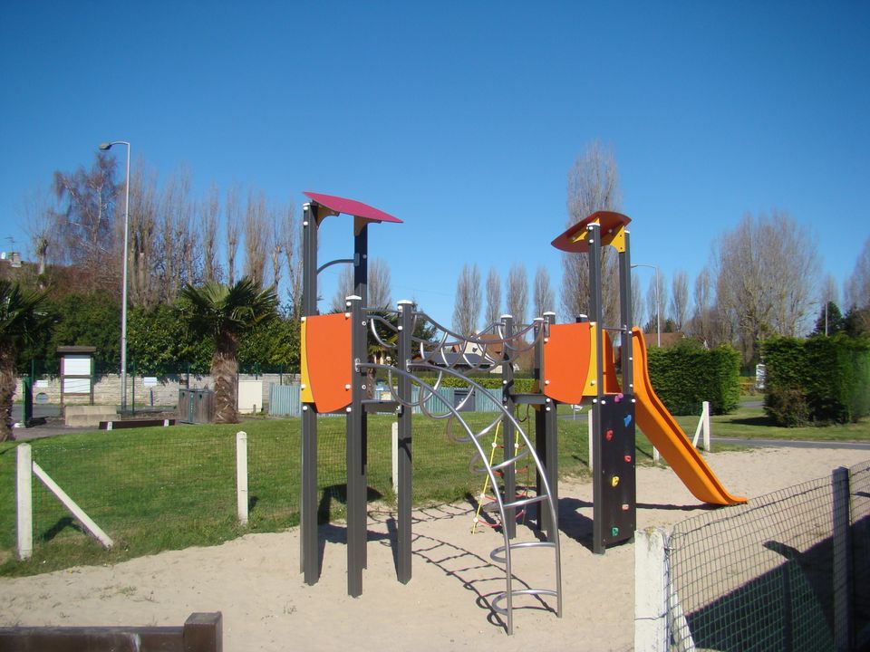 Camping Le Riva Bella à OUISTREHAM, tarifs et réservations