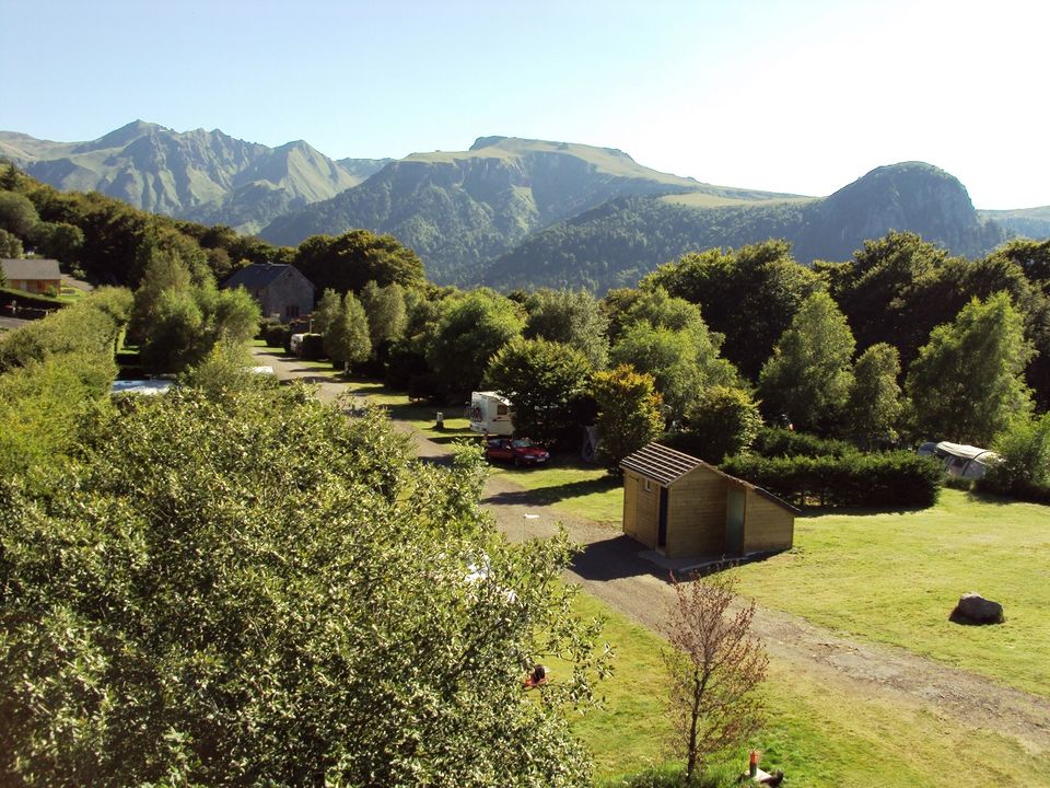 Camping Domaine De La Grande Cascade à LE MONT DORE, tarifs et réservations