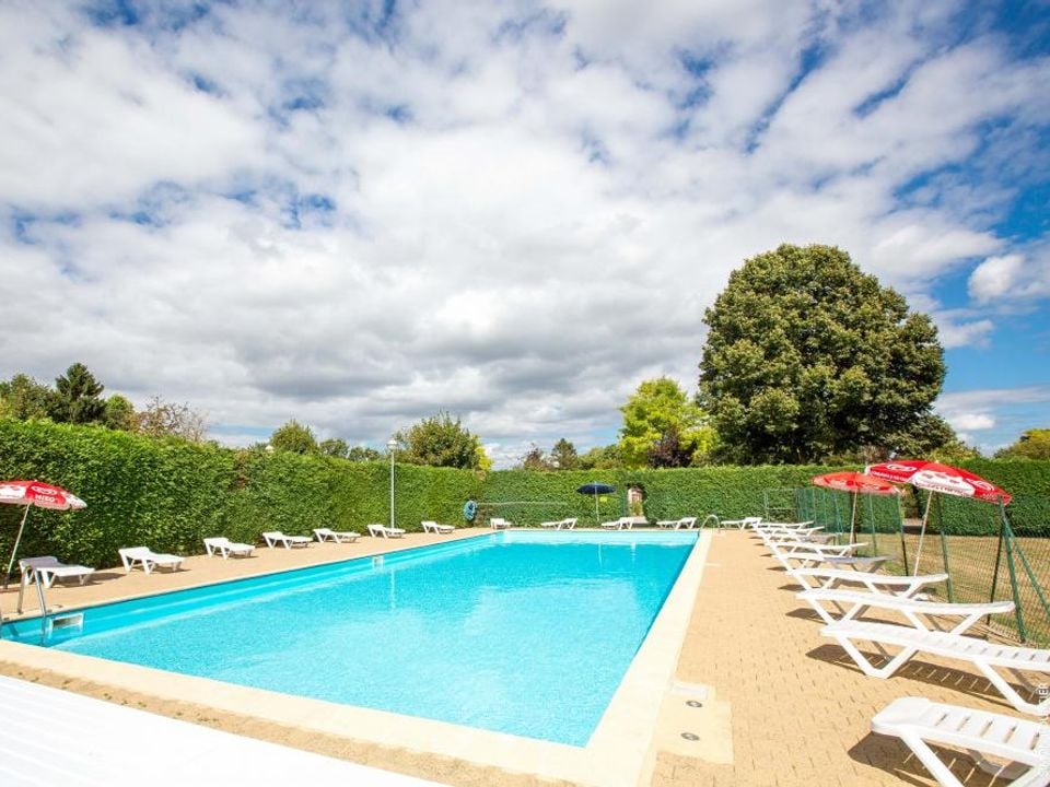 Camping Domaine Les Peupliers à TINTENIAC, tarifs et réservations