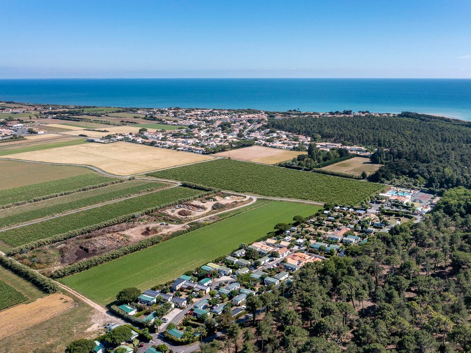 Camping Romanee - le Cormoran, 5*, Ile de Re, Atlantique Nord, France ...