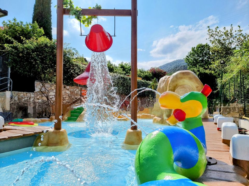 Camping dei Fiori to Pietra Ligure, rates and reservations