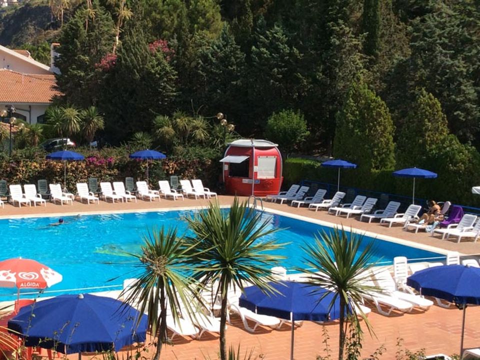 Camping Villaggio La Mantinera in Praia A Mare, große Auswahl an ...