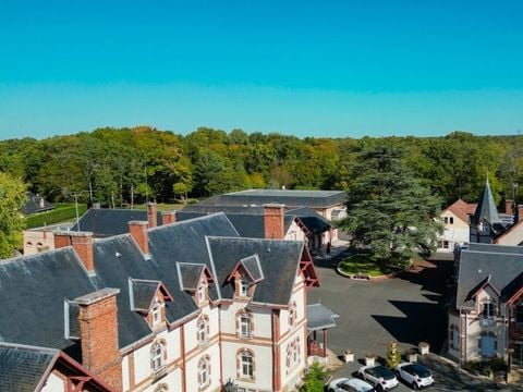 Vvf Nature Parc Sologne Berry-domaine De La Grande Garenne - Centro