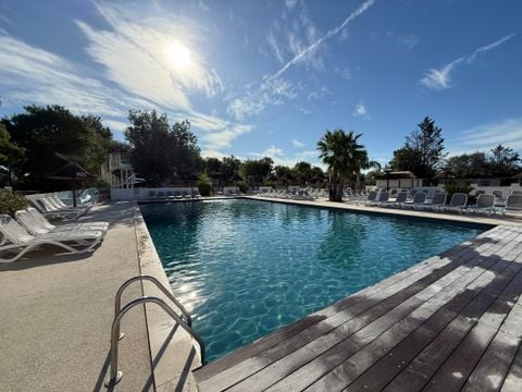 16 M² Bungalow ∙ 2 Bedrooms ∙ 4 Guests - Camargue