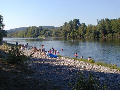 Camping Le Peyrolais - Gard