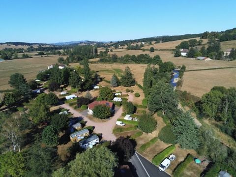 Camping De Charlieu - Loire Valley