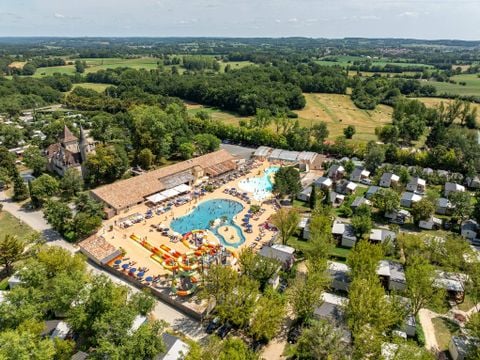 Camping Chateau De Fonrives - Aquitaine