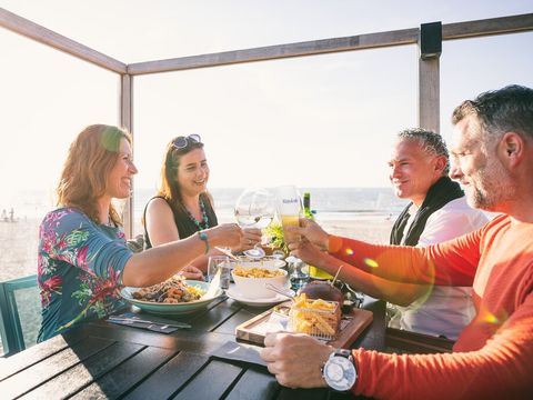 Vergelijk alle vakantieparken in Zeeland | BungalowSpecials