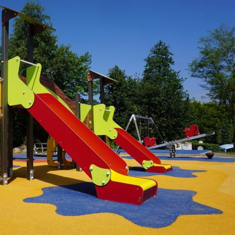 Camping Domaine du Launay à PLOUEZEC, tarifs et réservations