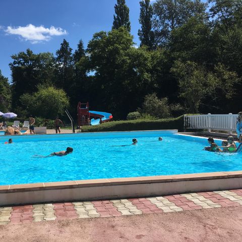 Camping NEVERS : 0 locations de mobil-home NEVERS