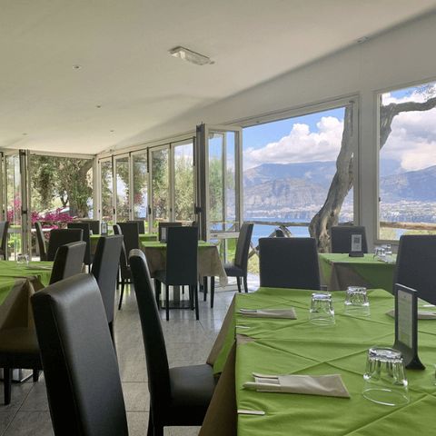 Camping Village Santa Fortunata à SORRENTO, tarifs et réservations