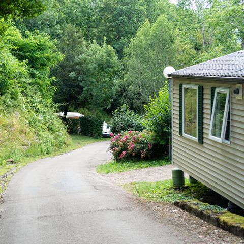 Camping La Source à Therondels, tarifs et réservations