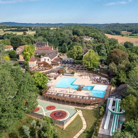 Camping Romanée - Les Grottes De Roffy à SARLAT LA CANEDA, tarifs et ...