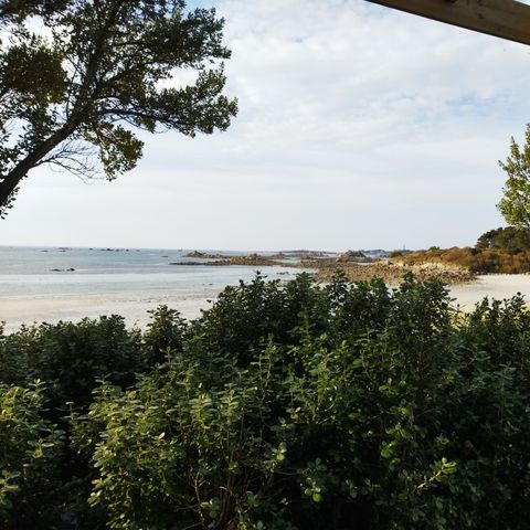 Camping Paradis - La Pointe de Roscoff à ROSCOFF, tarifs et réservations