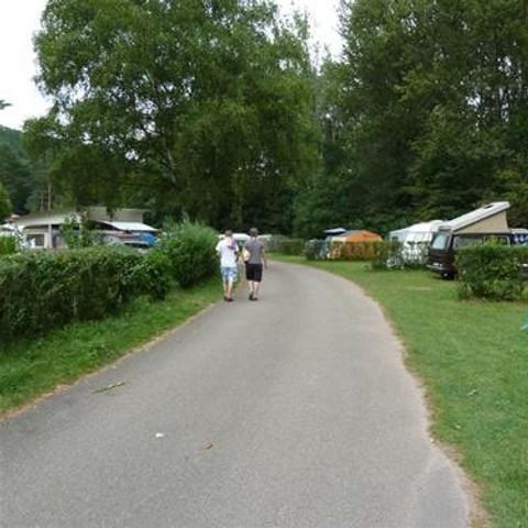 Camping Ramstein Plage à BAERENTHAL, tarifs et réservations