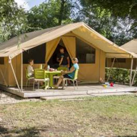Camping La Plaine Tonique à MONTREVEL EN BRESSE, tarifs et réservations