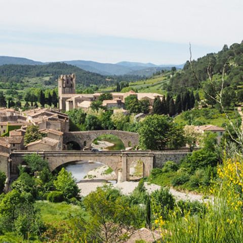 Camping Le Château de la Redorte à LAREDORTE, tarifs et réservations