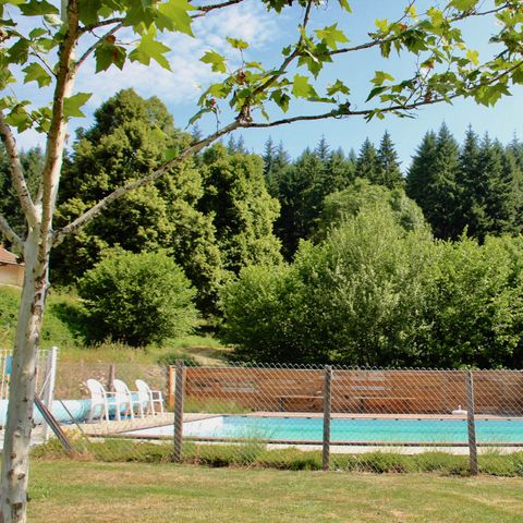 Camping La Chabanne à CHATEL MONTAGNE, tarifs et réservations