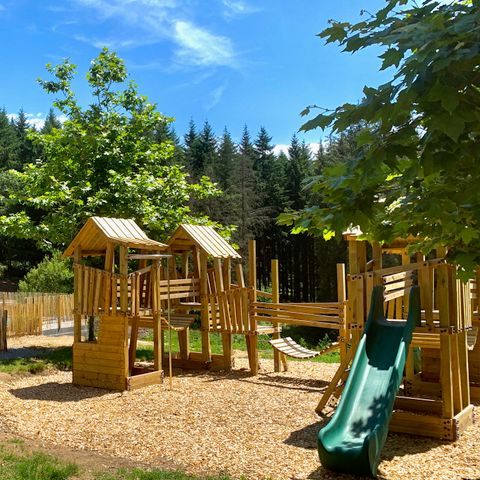 Camping La Chabanne à CHATEL MONTAGNE, tarifs et réservations